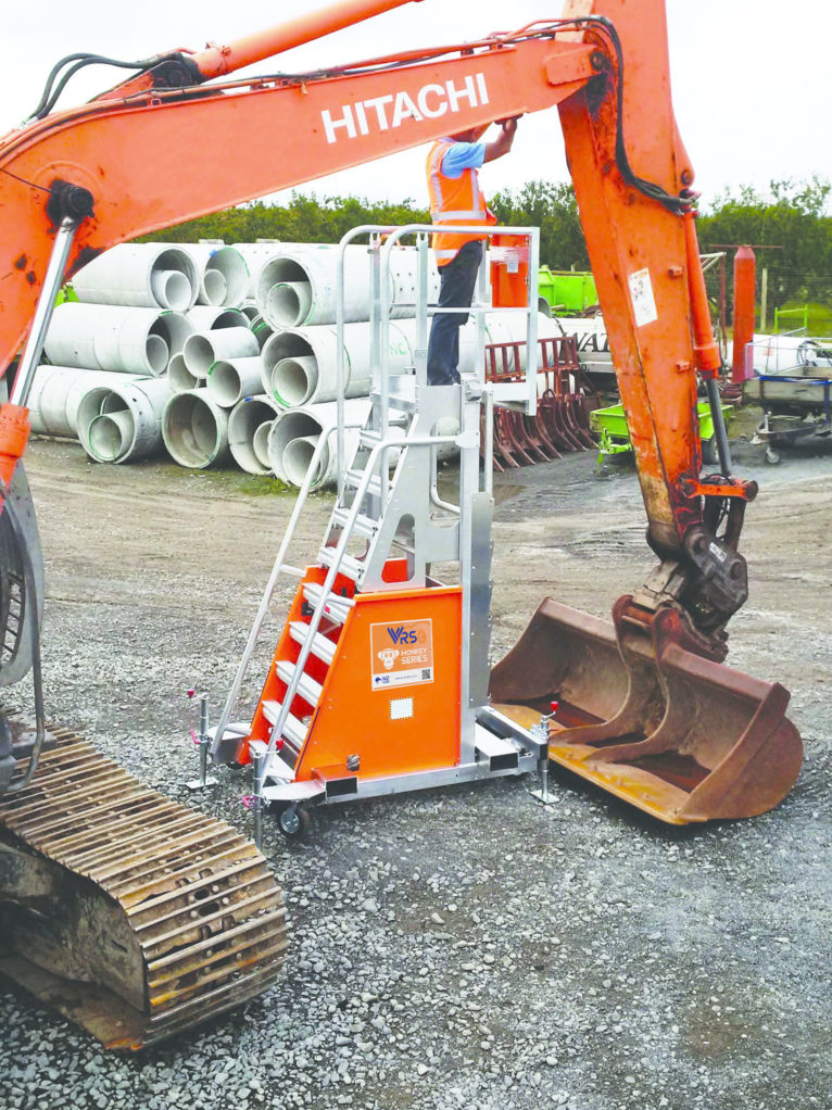 Levitt-Safety | Equiptec Height Adjustable Work Platforms